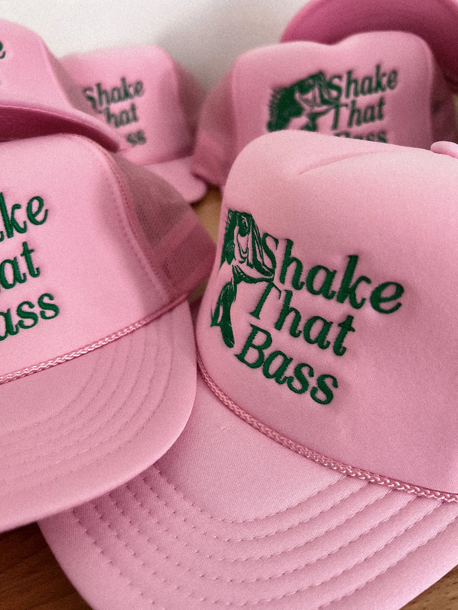 Shake that bass trucker hat – Shop Evelia Bella